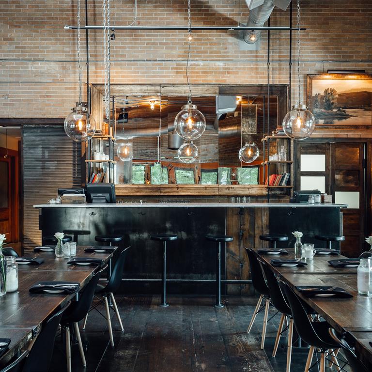 Pallet Bistro | cityhomeCOLLECTIVE