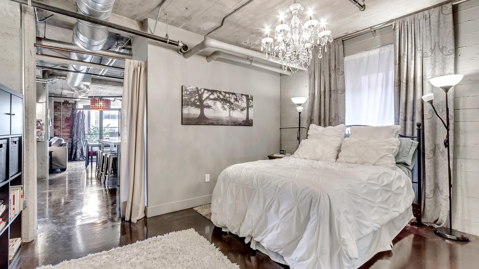 Westgate Loft | Downtown Industrial